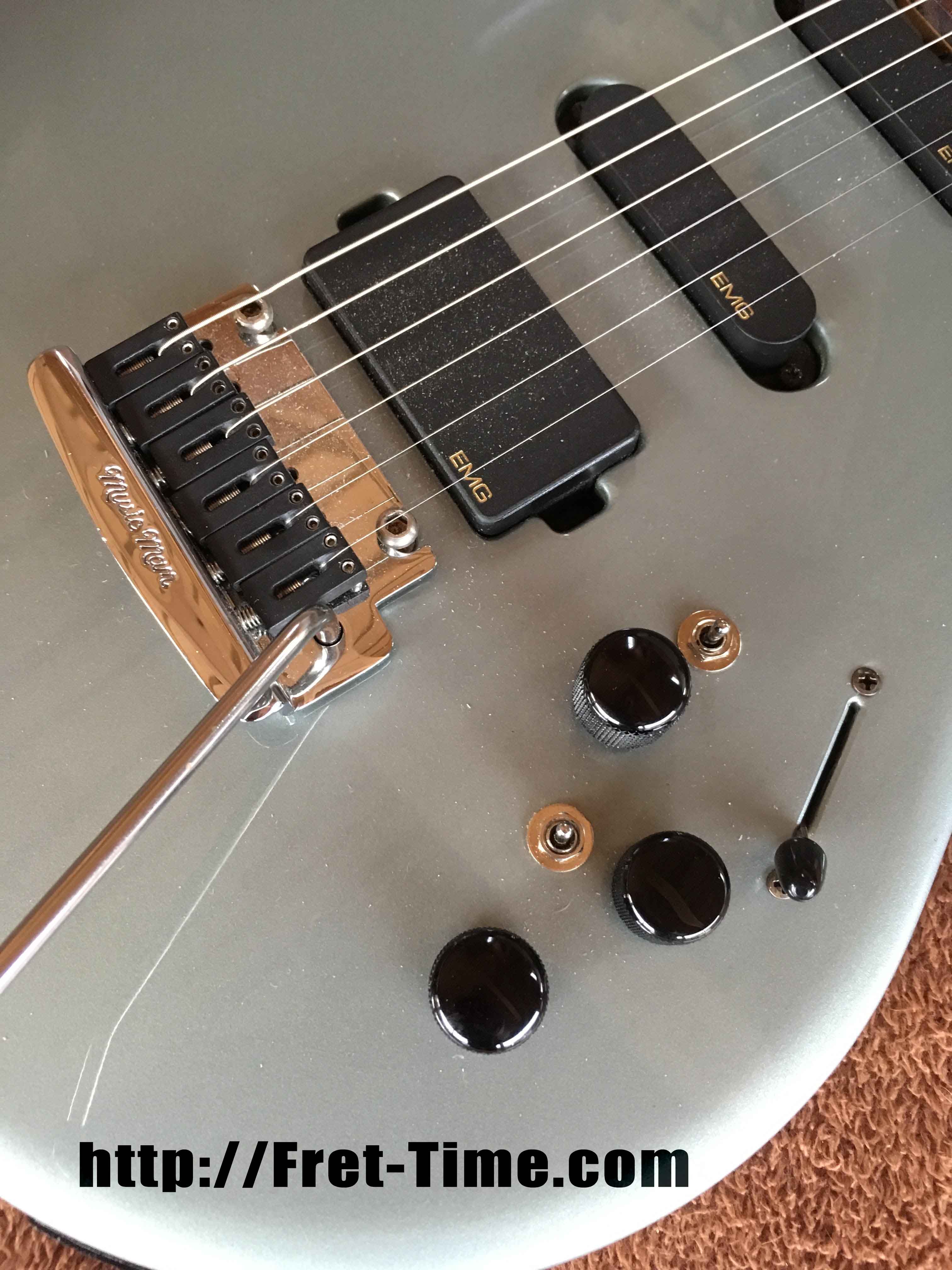 Graphtech Ghost Hexpander et Music Man Luke, mariage arrangé pour le ...